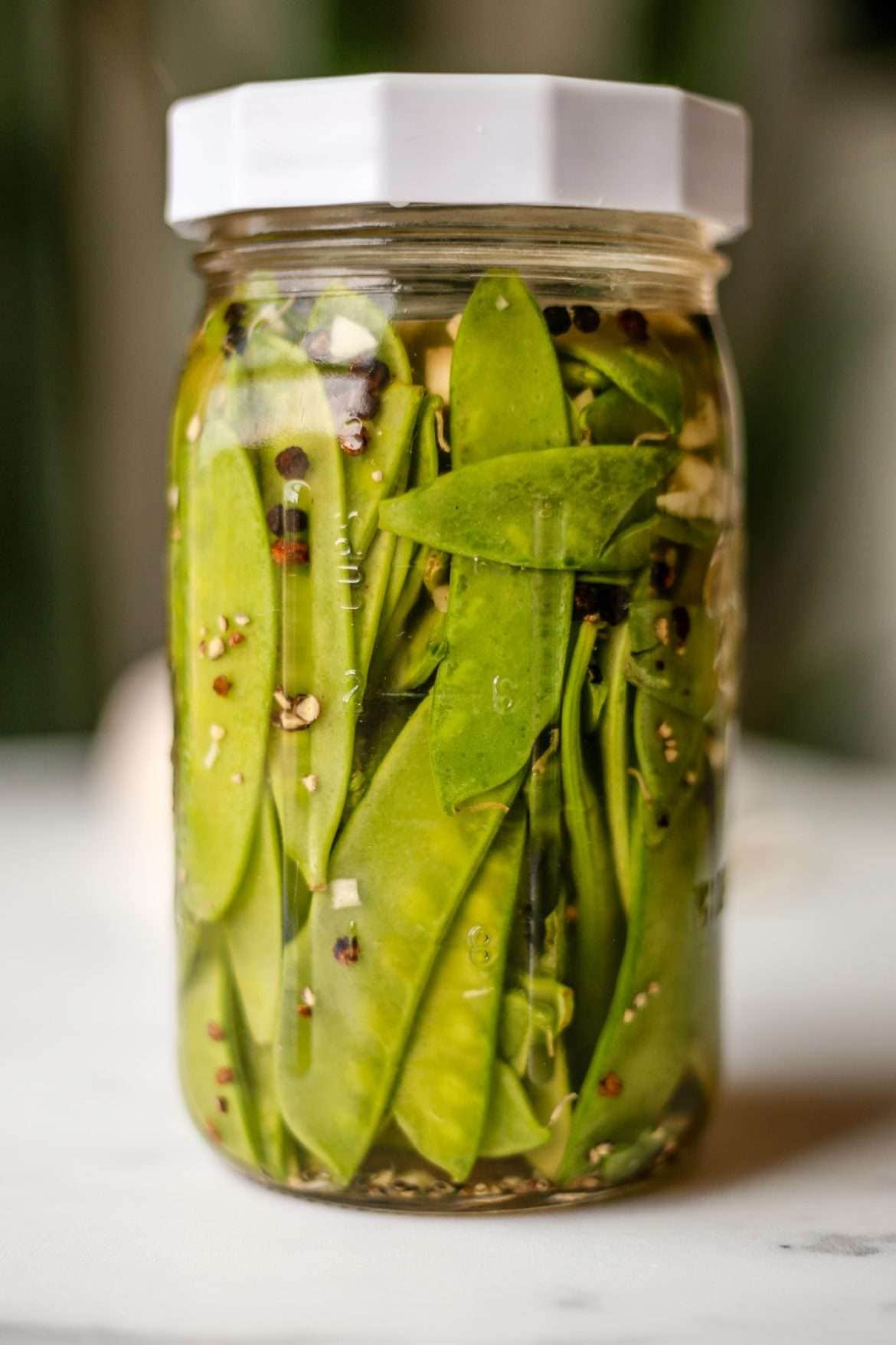 Naturally Fermented Snow Peas with Garlic and Black Pepper