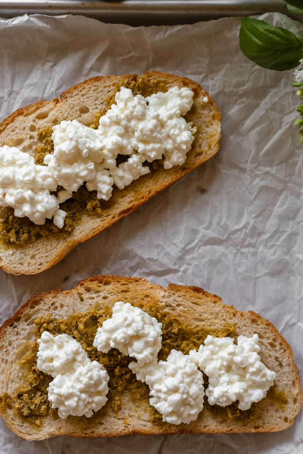 Pizza Cottage Cheese Toast with Crispy Prosciutto