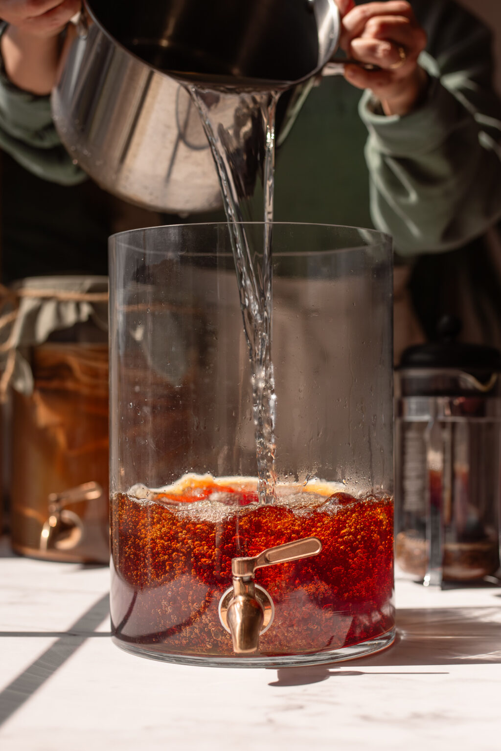 What is a SCOBY? How to Grow a SCOBY and Brew Kombucha